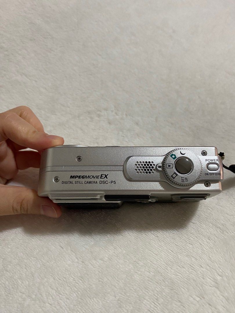 Sony Cyber-shot DSC-P5 Digital Camera/Digicam, Photography, Cameras on ...