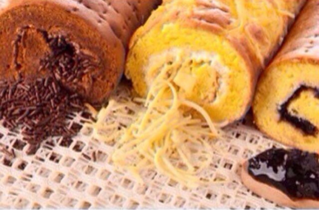 Swiss Roll / Bolu Gulung, Food & Drinks, Other Food & Drinks on Carousell