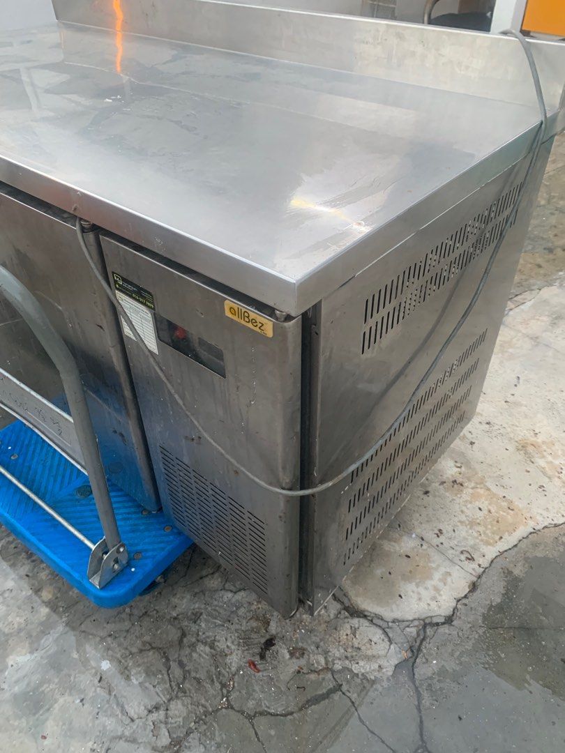 Table chiller / Counter Chiller, TV & Home Appliances, Kitchen ...