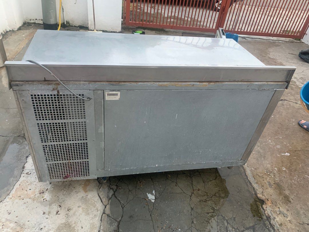 Table chiller / Counter Chiller, TV & Home Appliances, Kitchen ...