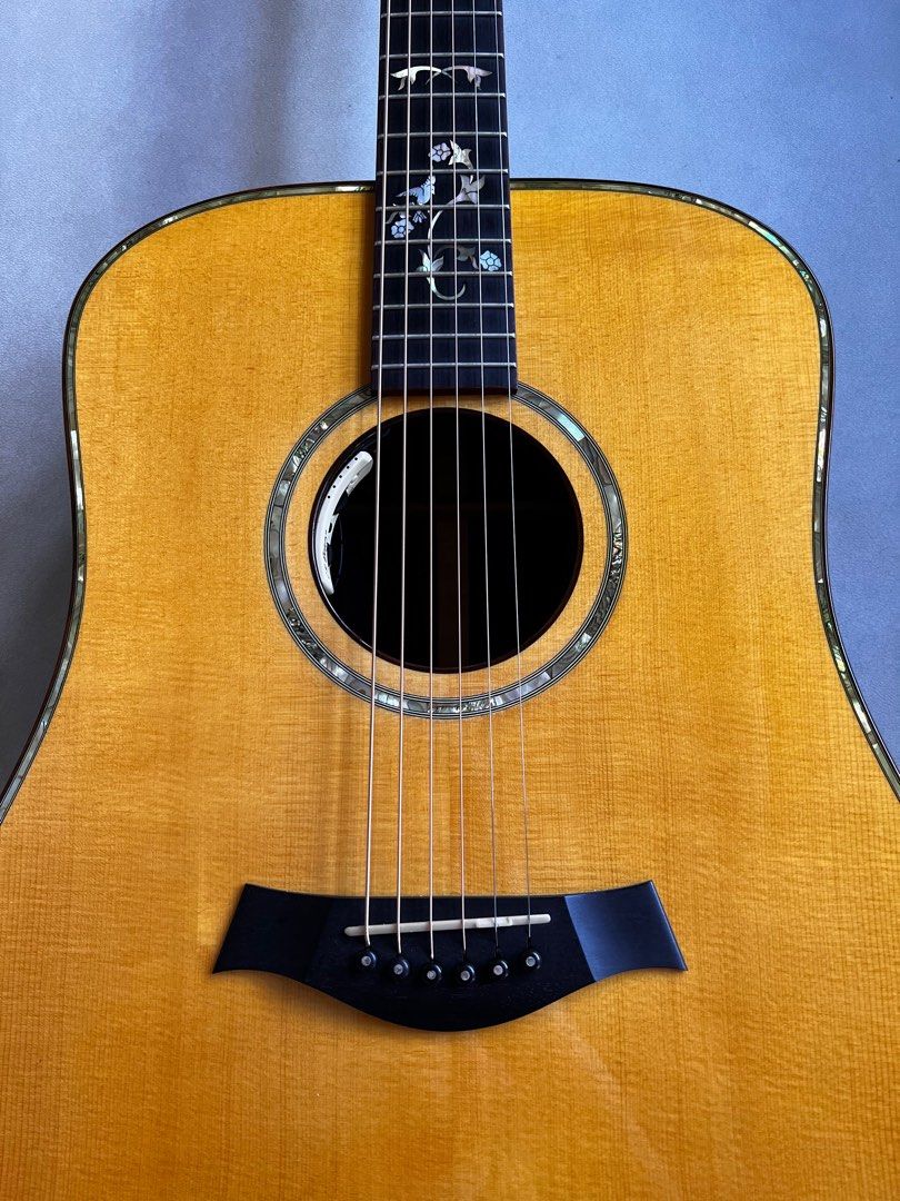 Taylor 910 with LR Baggs anthem, Hobbies & Toys, Music & Media, Musical ...