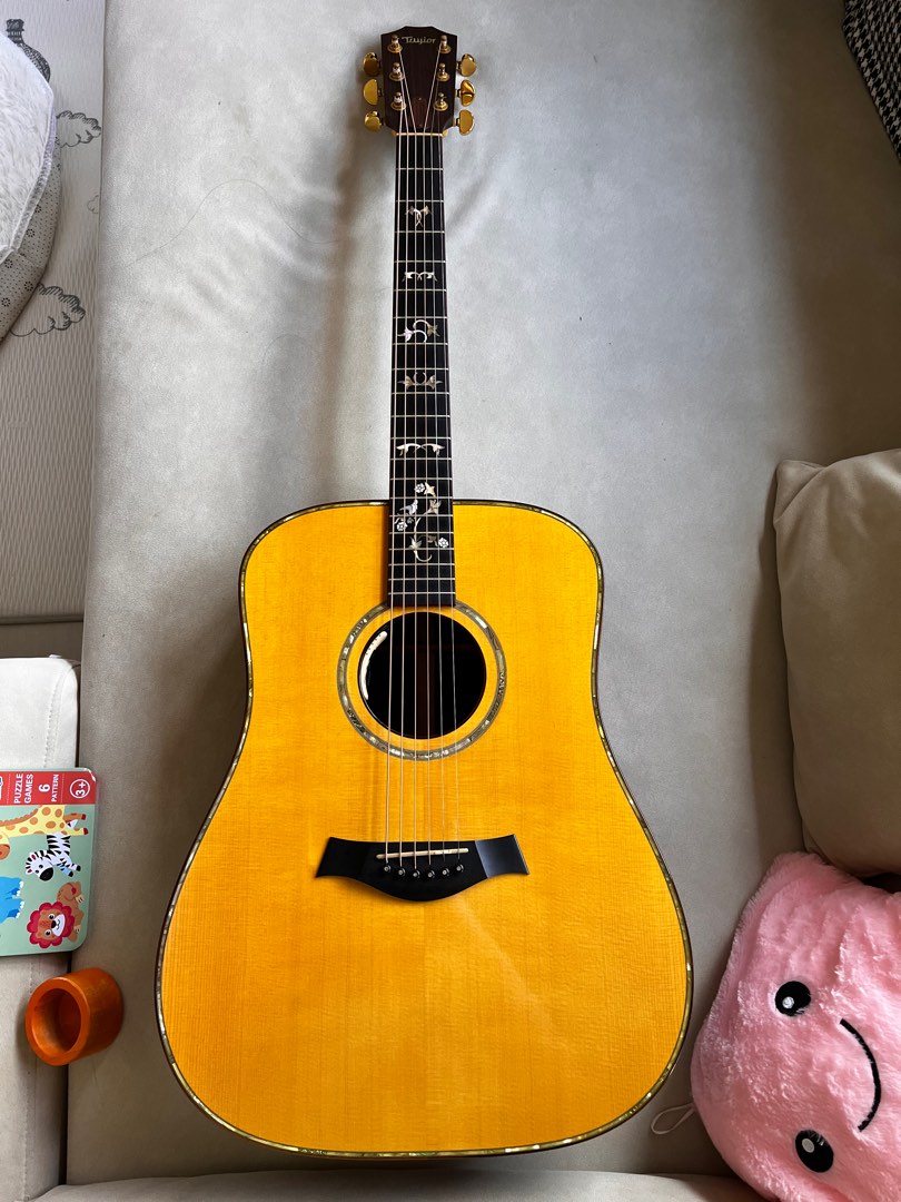 Taylor 910 with LR Baggs anthem, Hobbies & Toys, Music & Media, Musical ...