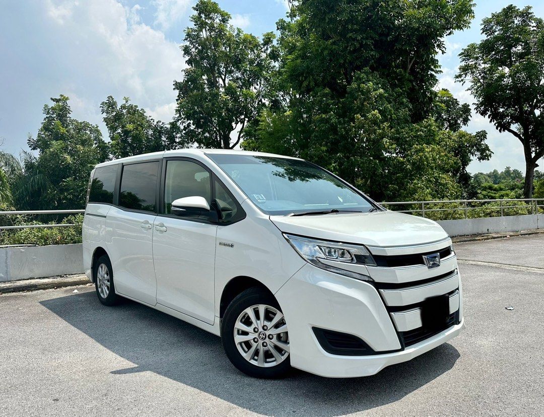 Toyota Noah Hybrid 1.8A X Auto, Cars, Used Cars on Carousell