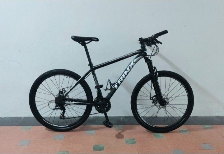 Trinx majes 100 aluminium frame 26', Sports Equipment, Bicycles & Parts ...