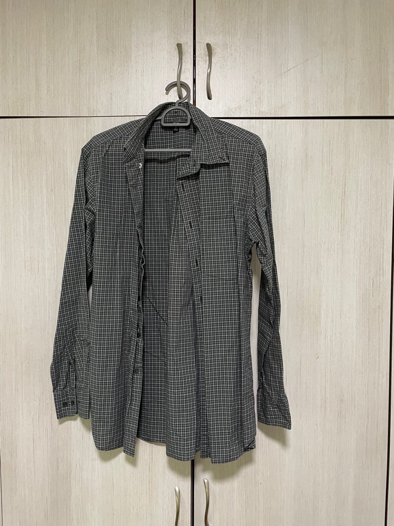 uniqlo flannel, Men's Fashion, Tops & Sets, Formal Shirts on Carousell