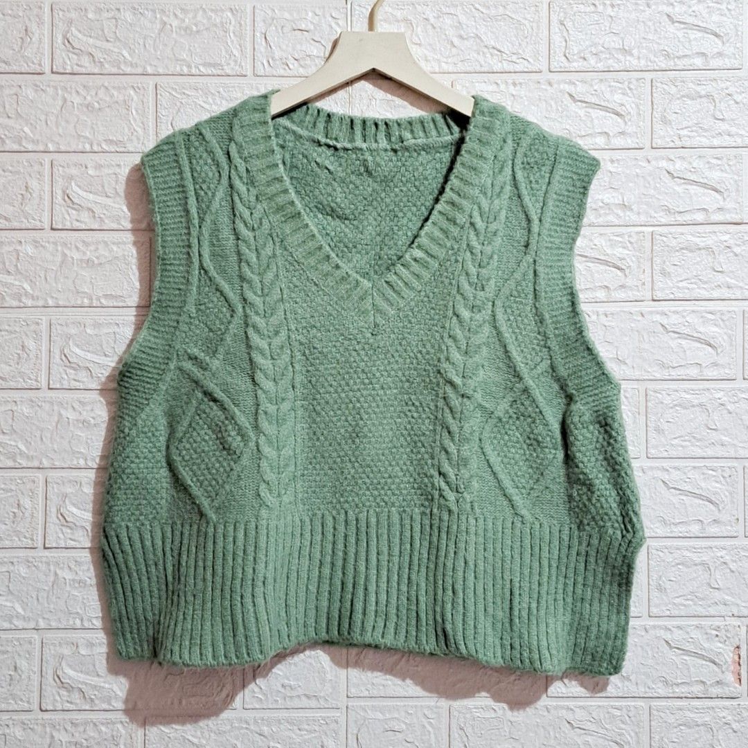 Vest rajut kepang hijau sage, Fesyen Wanita, Pakaian Wanita, Jumpsuits ...