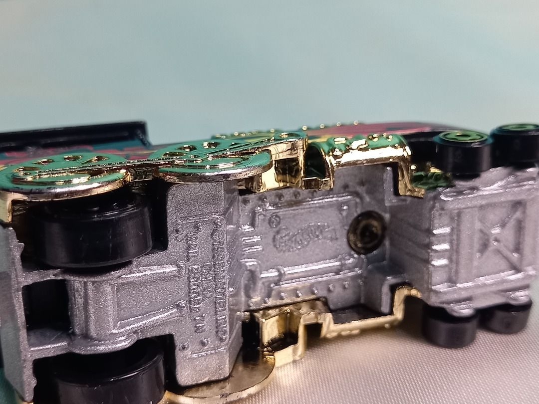 Vintage 1995 Mattel Hot Wheels Rail Rodder Train Engine Black and Gold ...