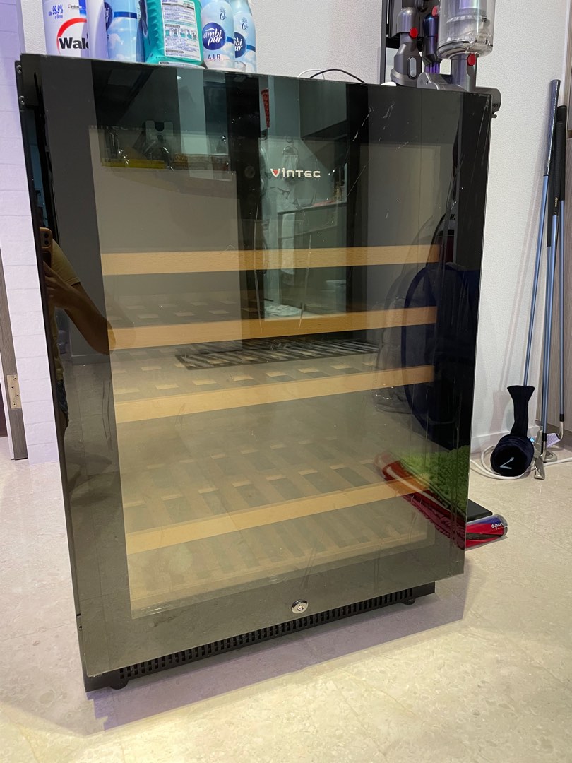 Vintec Wine Chiller, TV & Home Appliances, Kitchen Appliances, Wine ...