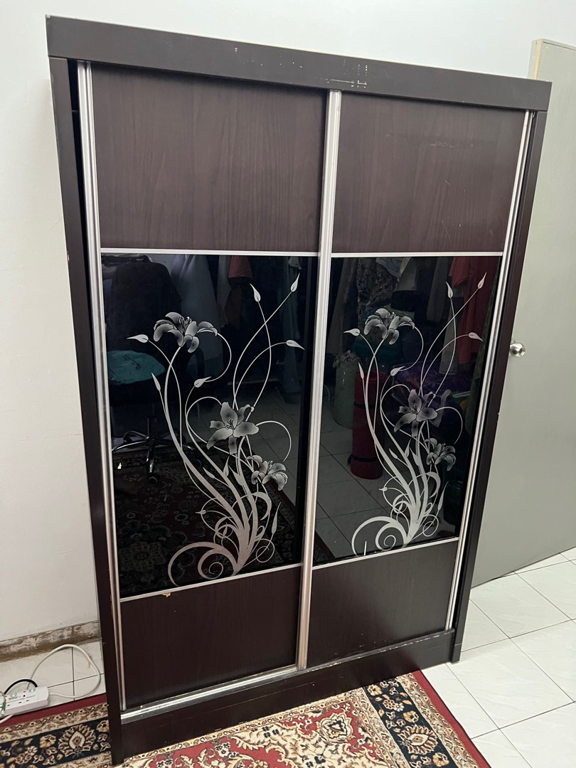 Wardrobe Almari baju 2 pintu sliding door, Furniture & Home Living ...