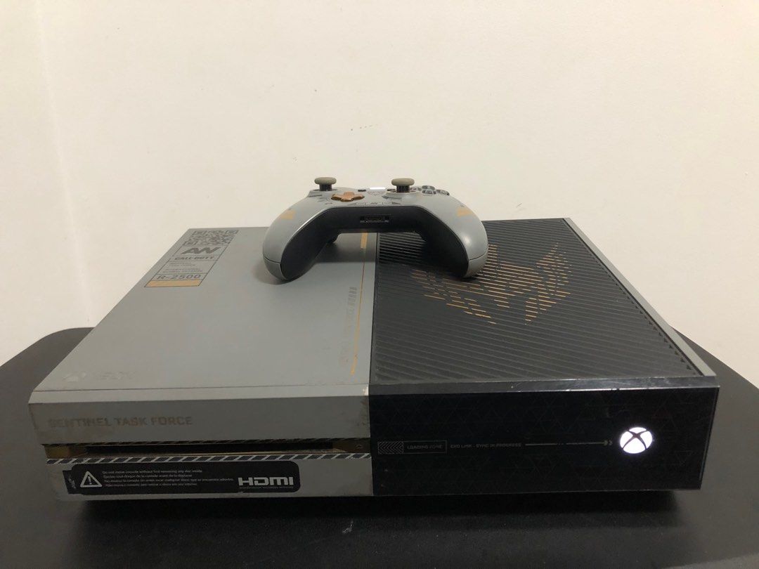Xbox One 1TB (COD special edition) set, Video Gaming, Video Game ...