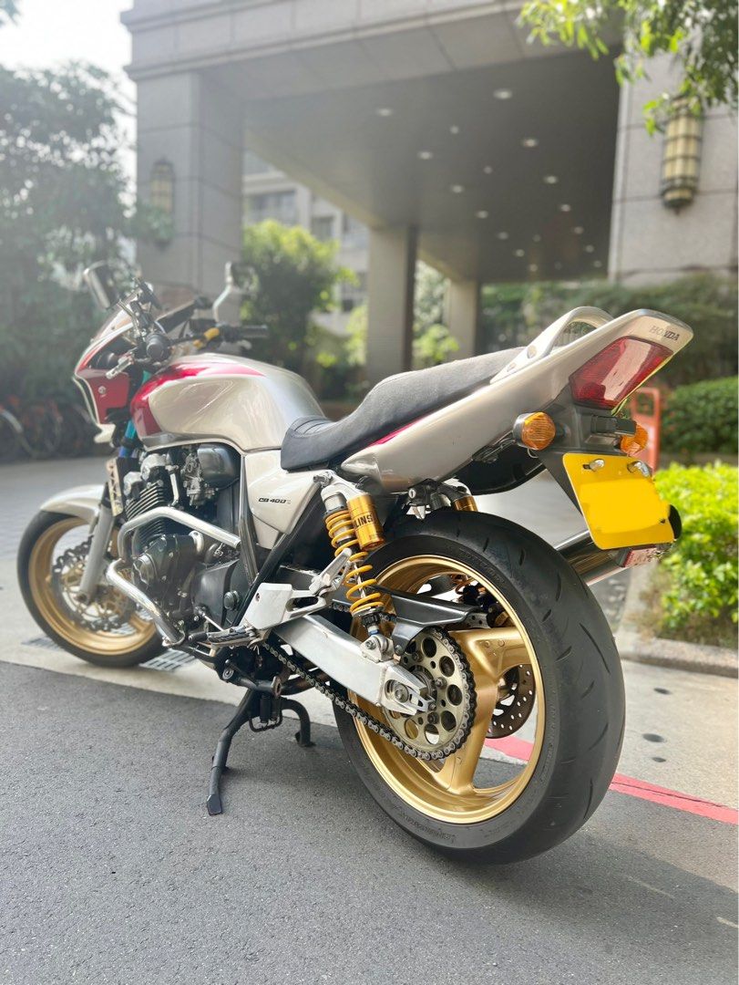 2004年 Honda CB400 Super Four CB400SF V3, 機車, 重機在旋轉拍賣