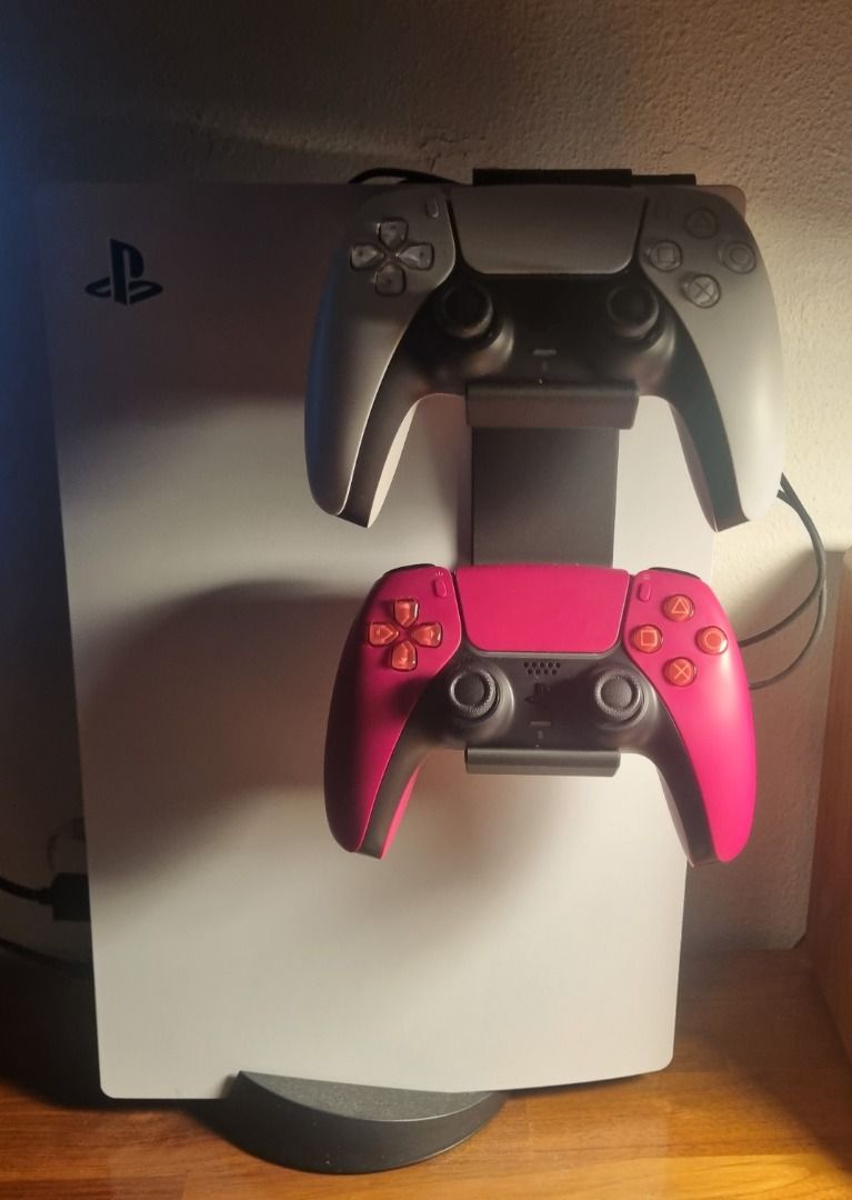 3D printed PS5 Dualsense Controller holder, Video Gaming, Video Game ...