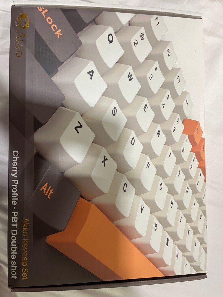 Akko Carbon Retro, Computers & Tech, Parts & Accessories, Computer ...