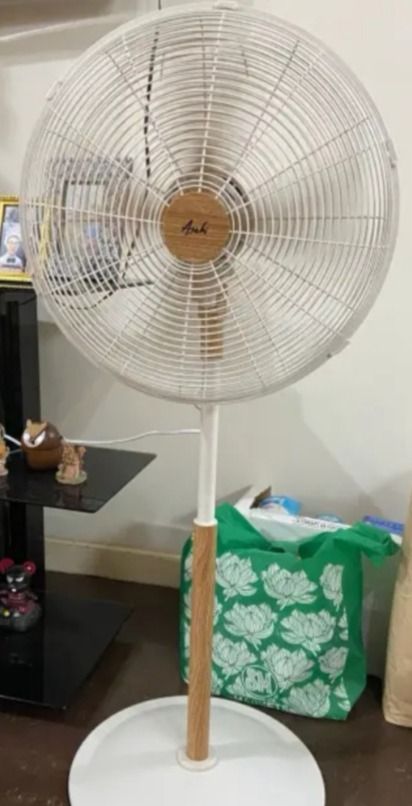 Stand fan Asahi retro wooden , Furniture & Home Living, Lighting & Fans, Fans on Carousell