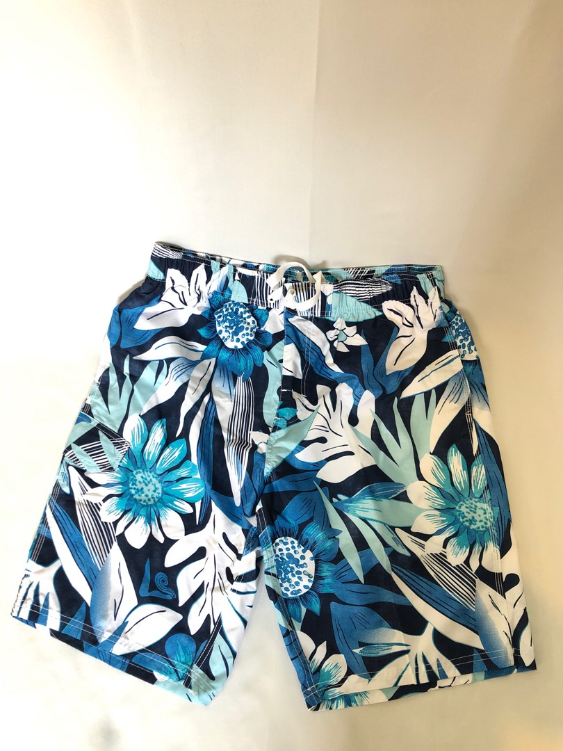 Beach short on Carousell