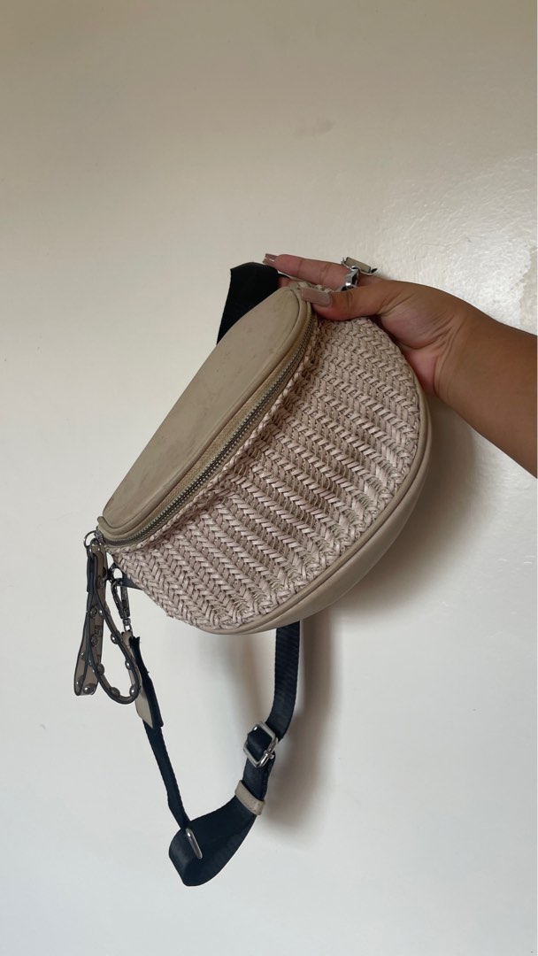 Beige Native Bag on Carousell