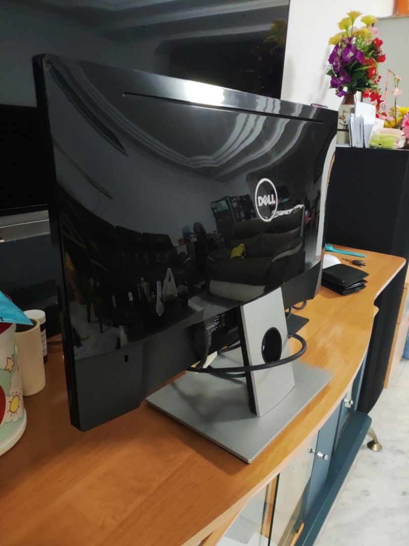 Dell Computer Monitor / Computer screen, Computers & Tech, Parts ...