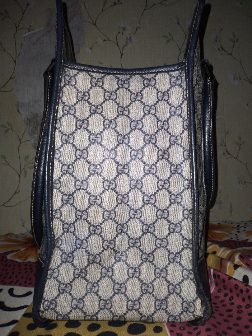 GUCCI, Luxury, Bags & Wallets on Carousell