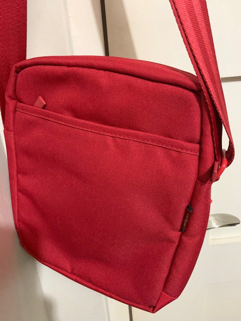 HEDGREN Authentic RFID sling bag on Carousell