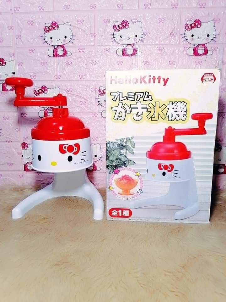 Hello kitty classic ice maker, Furniture & Home Living, Kitchenware ...