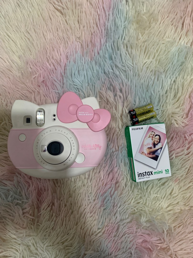 HELLO KITTY INSTAX, Photography, Cameras on Carousell