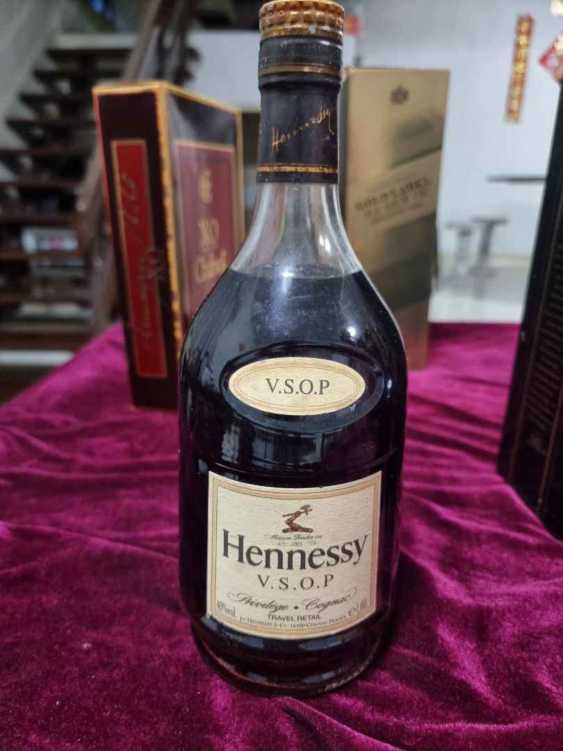 Hennessy VSOP 1 litre, Food & Drinks, Alcoholic Beverages on Carousell