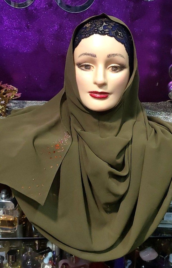 Instant Hijab, Women's Fashion, Muslimah Fashion, Hijabs on Carousell