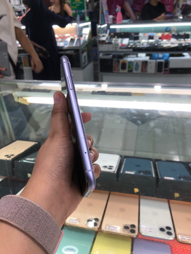 Iphone 11 128gb and 256 gb all colors available, Mobile Phones ...