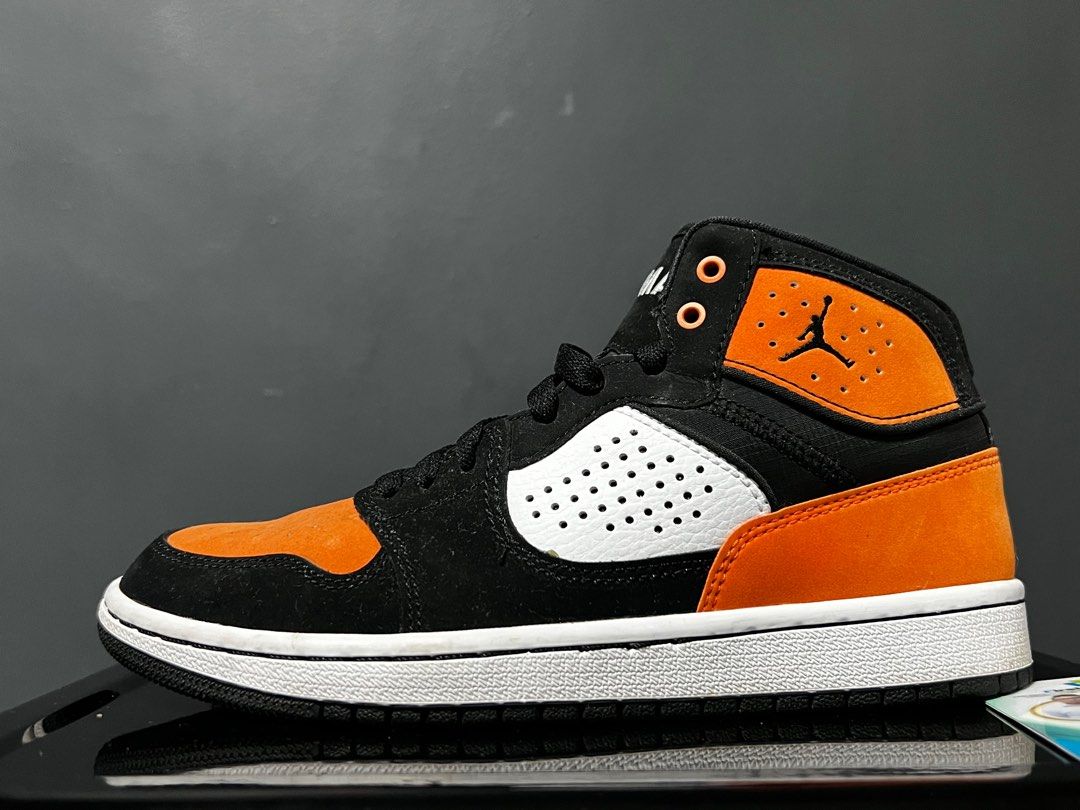 Jordan Access, Women's Fashion, Footwear, Sneakers on Carousell