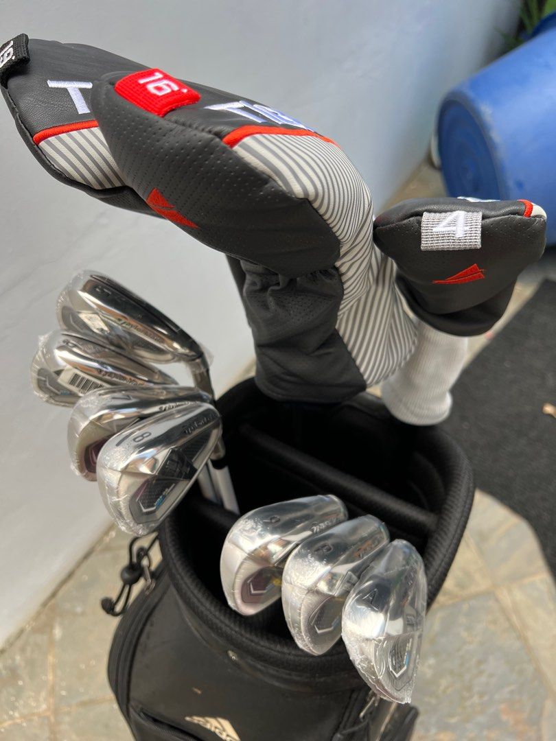Ladies 10-piece golf set taylormade sim2 max OS adams tight lies iron ...