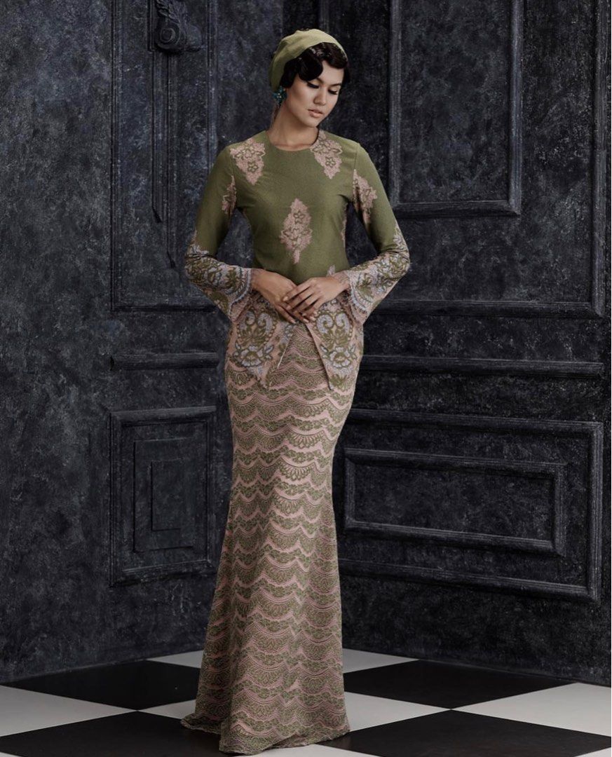 Locka Rokiah Kebaya, Women's Fashion, Muslimah Fashion, Baju Kurung ...