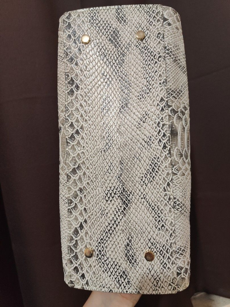 Lomi & Lumi snake skin bag, Women's Fashion, Bags & Wallets, Shoulder ...