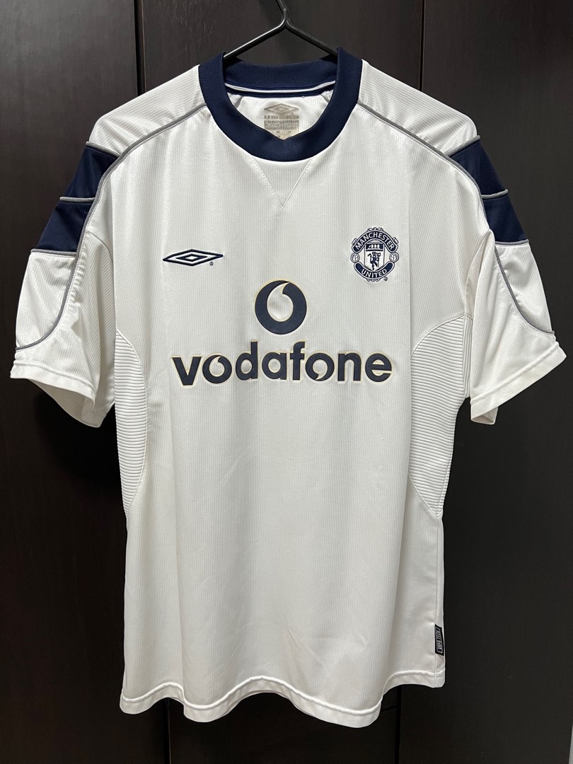 [M Size] Manchester United 2000/01 away kit, Men's Fashion, Activewear ...