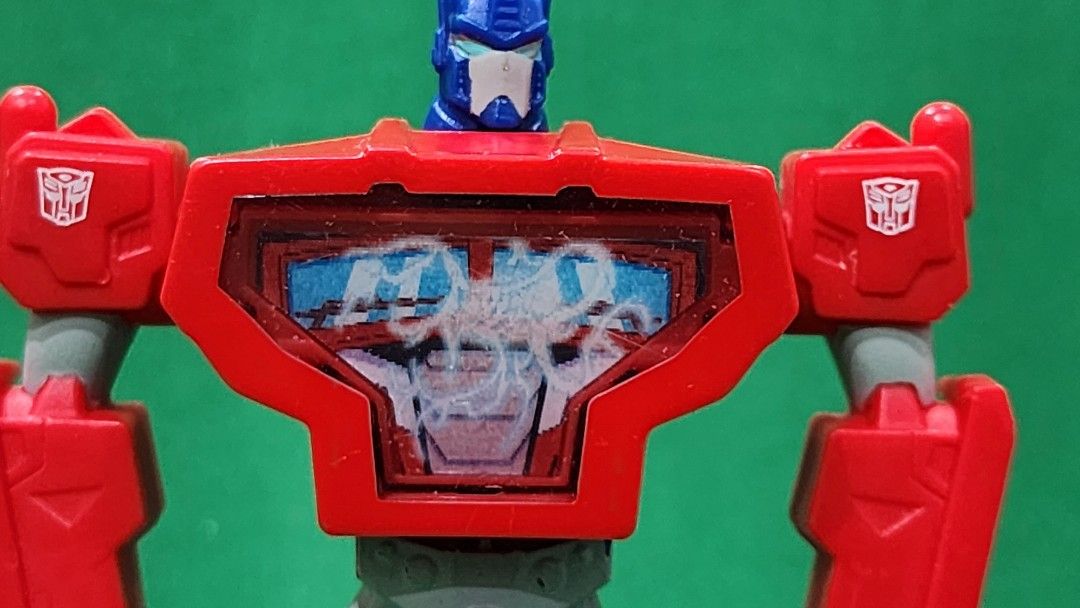 McDonalds Transformers Optimus Prime with lenticular chest plate ...