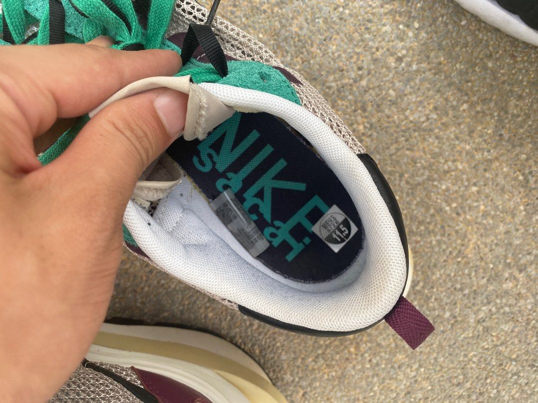 Nike Sacai Vaporwaffle Villain Red, Men's Fashion, Footwear, Sneakers ...