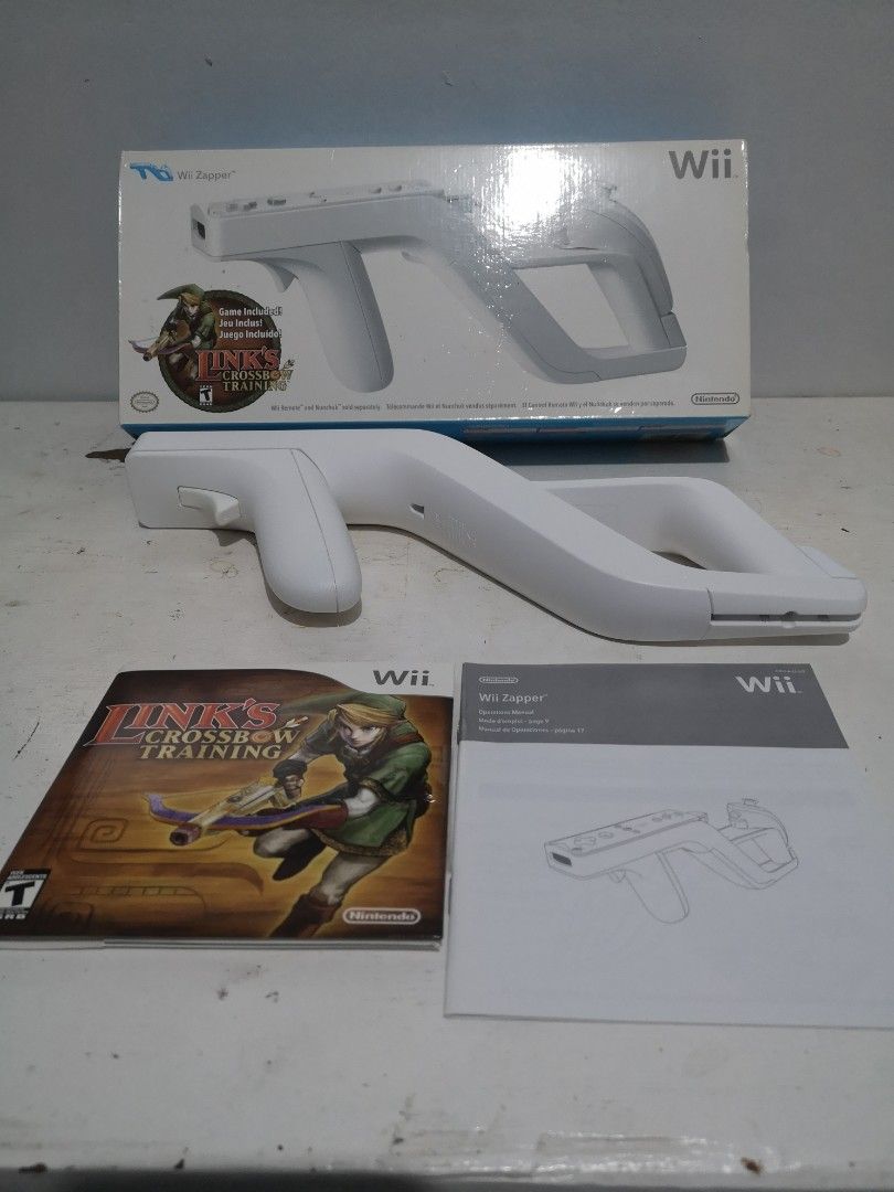 Nintendo Wii Zapper _original, Hobbies & Toys, Toys & Games on Carousell