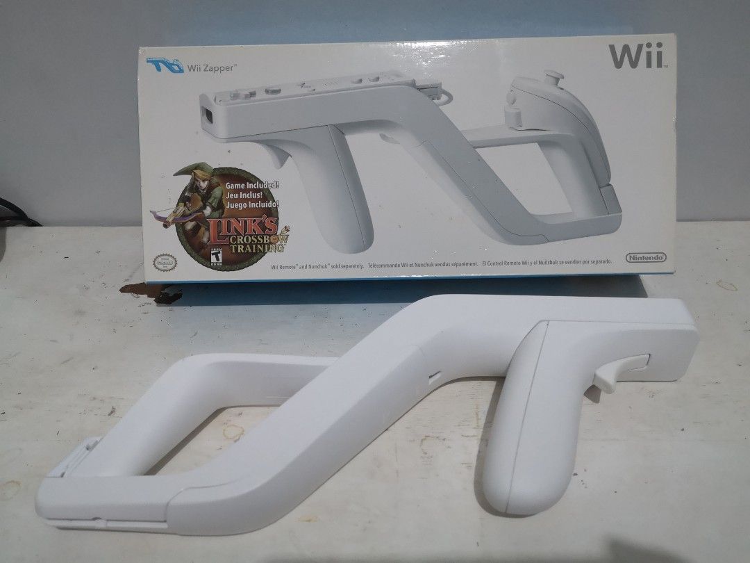 Nintendo Wii Zapper _original, Hobbies & Toys, Toys & Games on Carousell