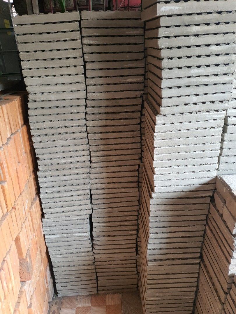 NON-SKID WAFFLE TILES 8X8 INCHES/20x20CM, Commercial & Industrial ...