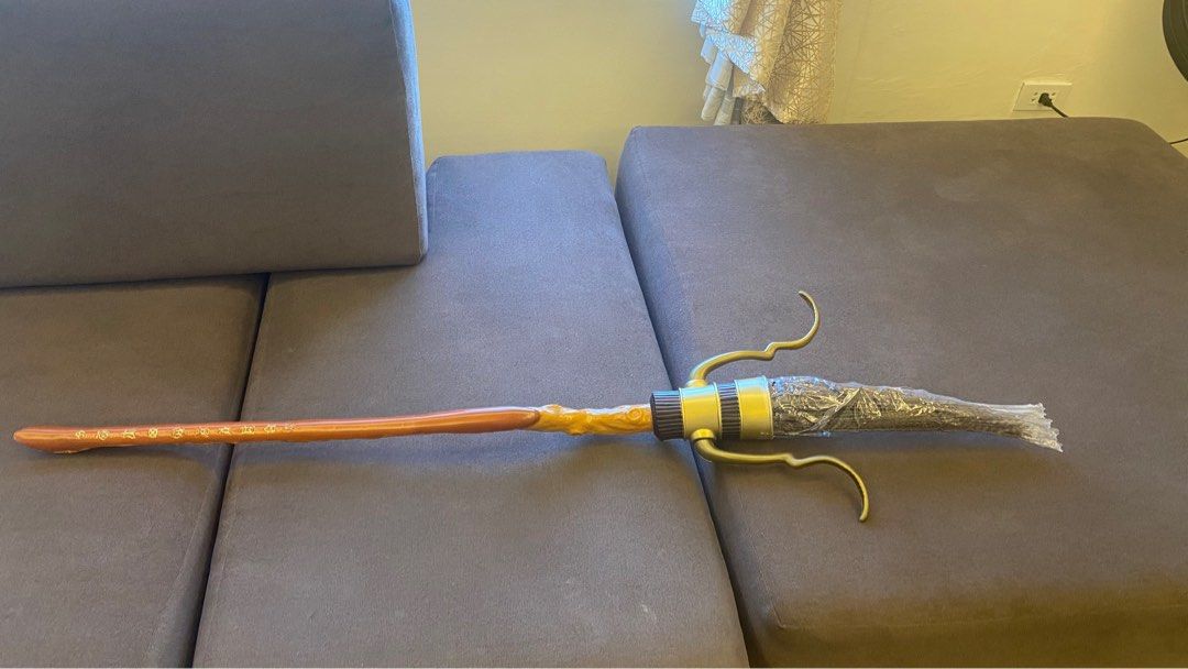Original Harry Potter sorting hat and broomstick, Hobbies & Toys ...