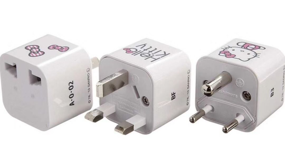 Original Kashimura X Hello Kitty Travel Plug Adaptor Set, TV & Home ...