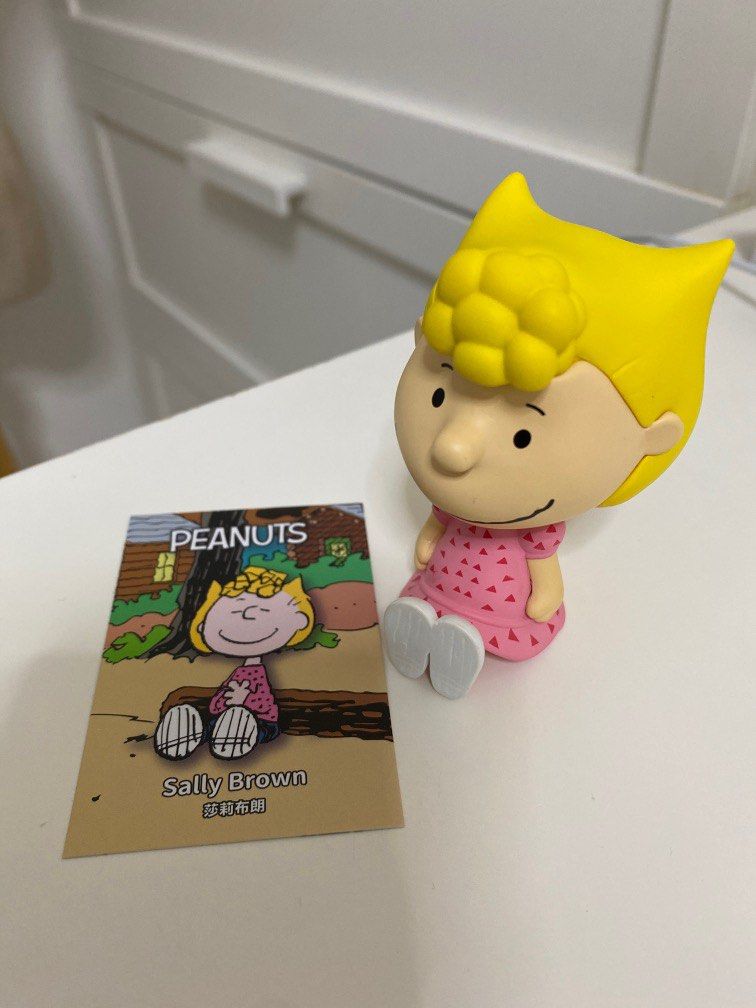 Peanuts snoopy blind box figurine - sally brown, Hobbies & Toys, Toys ...