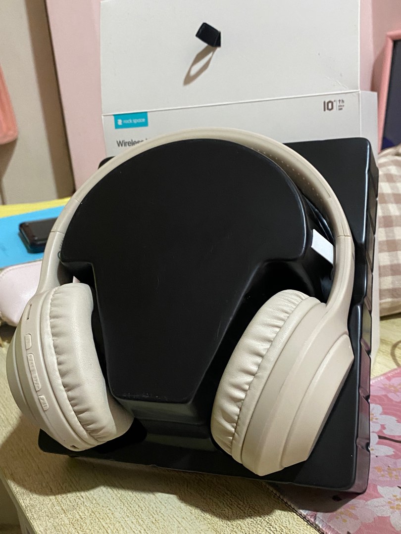 ROCK SPACE HEADPHONES KHAKI, Audio, Headphones & Headsets on Carousell