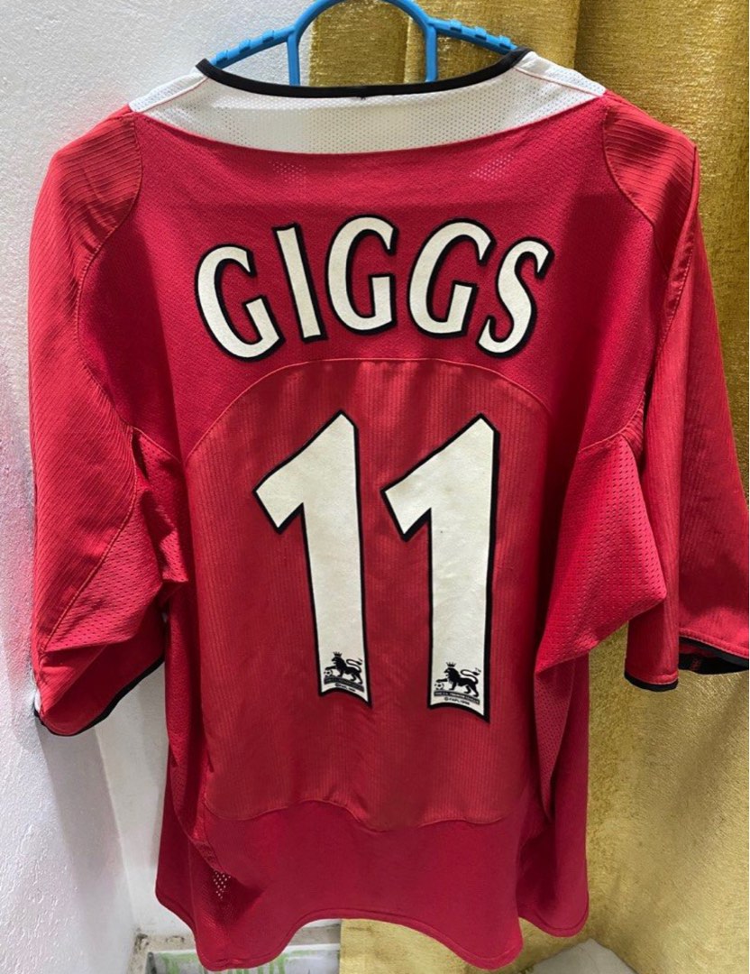 Ryan Giggs #11 Manchester United Home 2004/05 soccer/football jersey ...