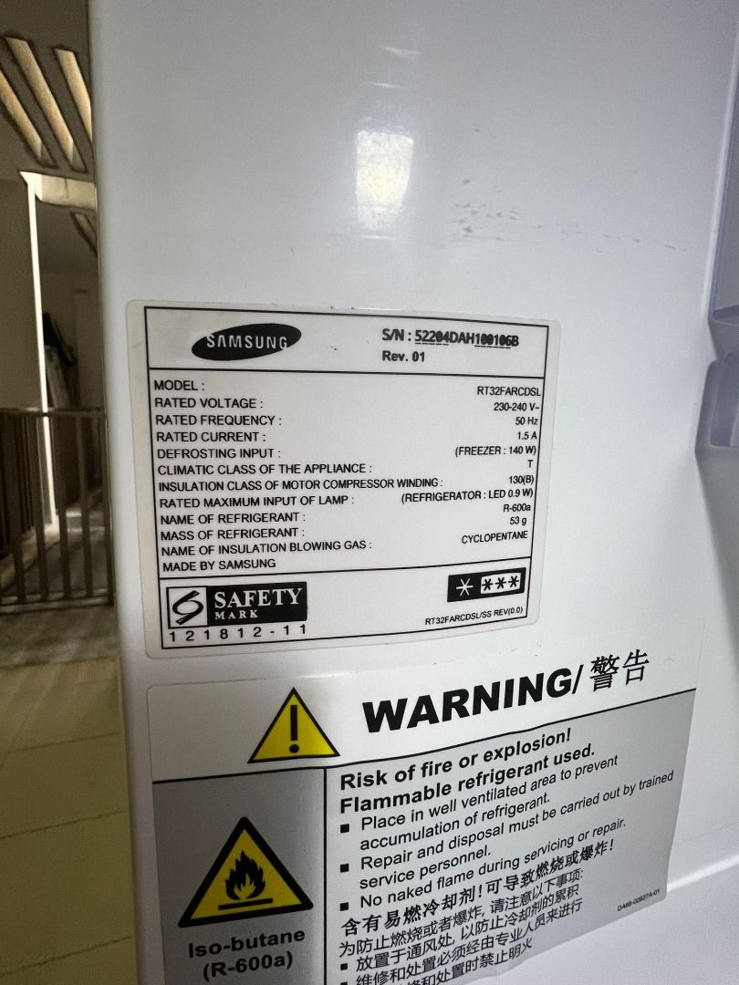 Samsung Fridge 322L with Top Freezer, TV & Home Appliances, Electrical ...