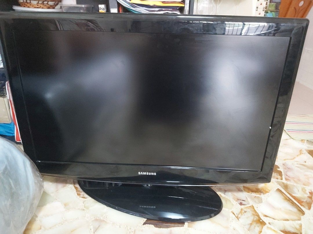 Samsung TV 37inch, TV & Home Appliances, TV & Entertainment, TV on ...