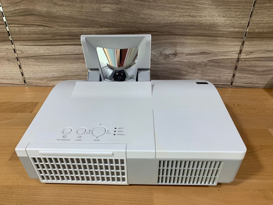 Selling USED Hitachi CP-A301N Short Throw Projector, TV & Home ...