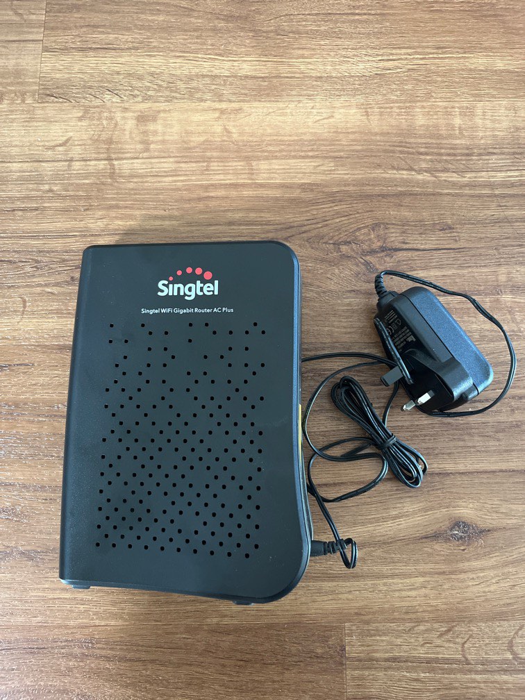 Spare Singtel Router, Computers & Tech, Parts & Accessories, Networking ...
