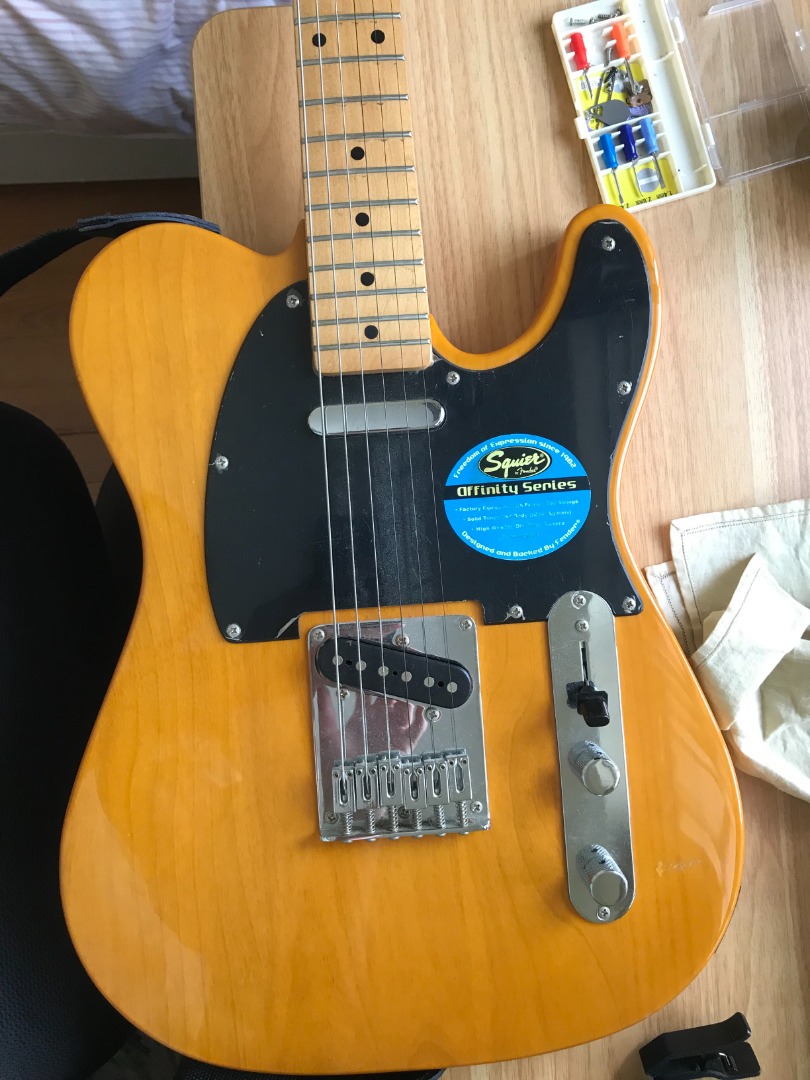 Squire Telecaster Affinity rare colour, Hobbies & Toys, Music & Media ...