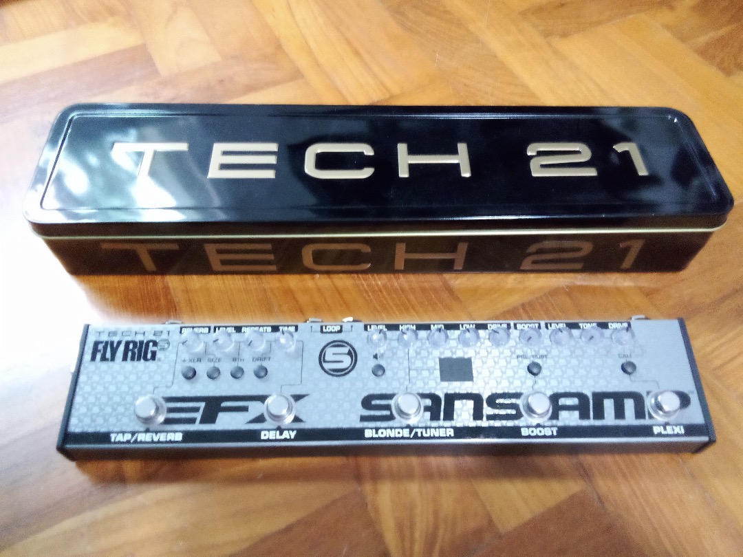 Tech 21 Fly Rig V2, Hobbies & Toys, Music & Media, Musical Instruments ...