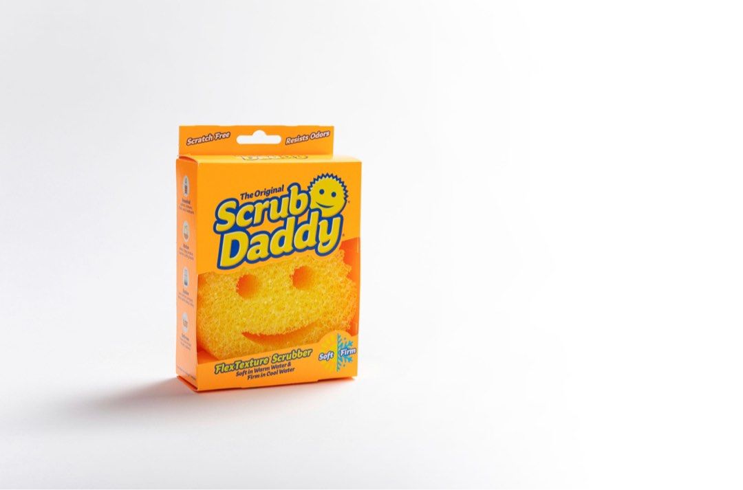 The original scrub daddy, Furniture & Home Living, Cleaning & Homecare ...